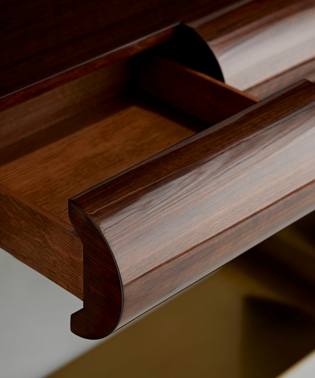 AXIS Console Table – MOUS