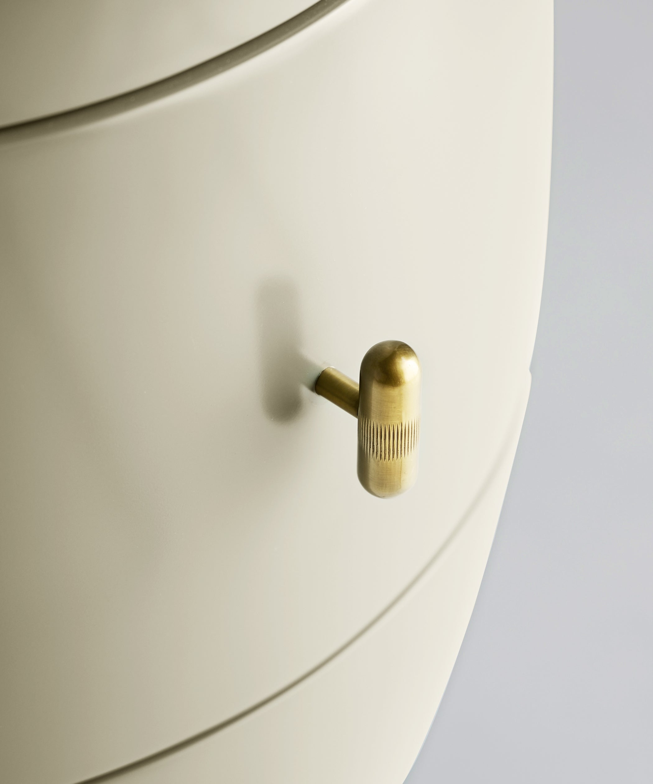 ELLIPSE Side Table – MOUS