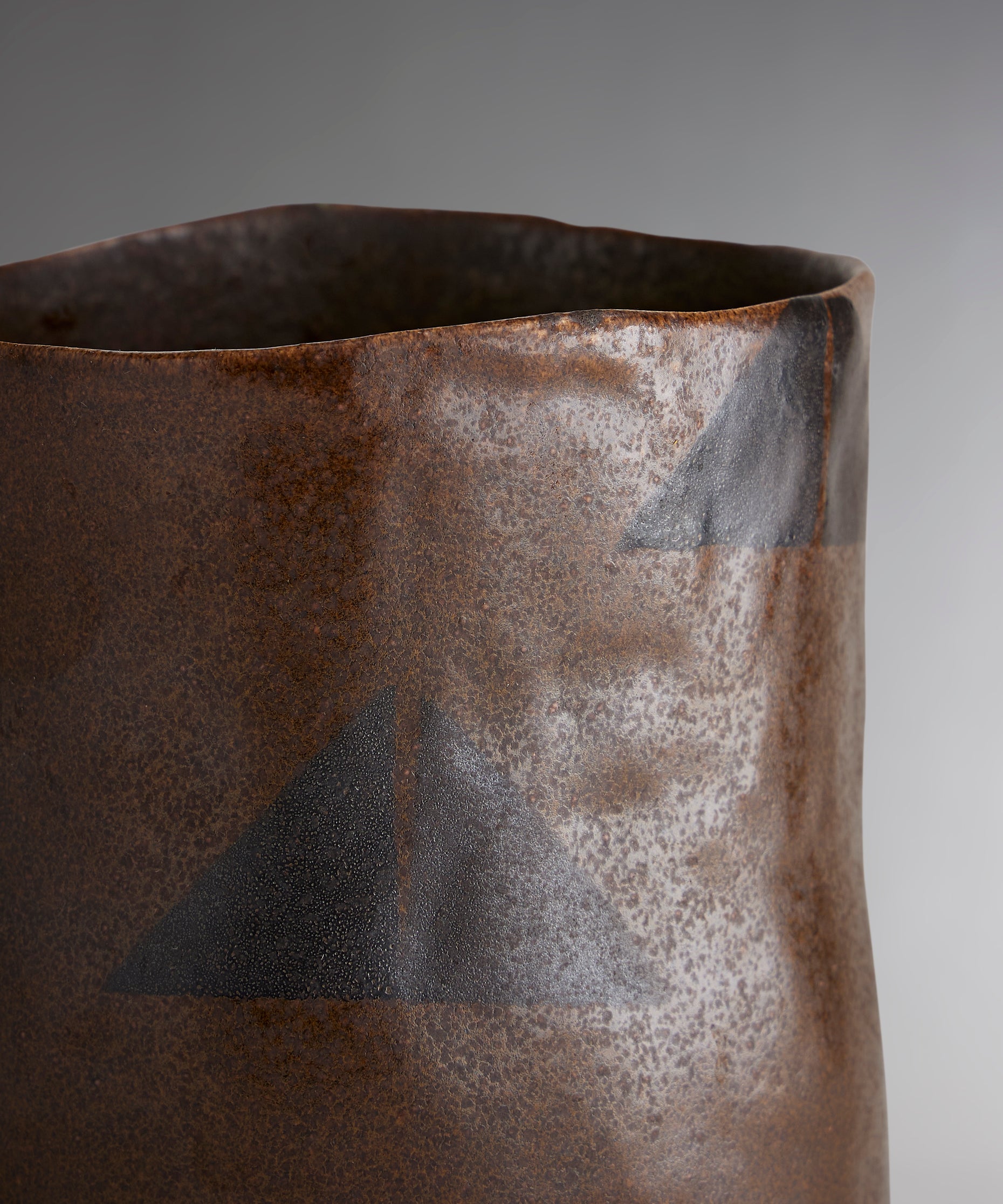 GLYPH Vase Short – MOUS